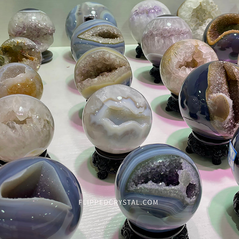 Agate Geode Sphere(big) – Flipped Crystal
