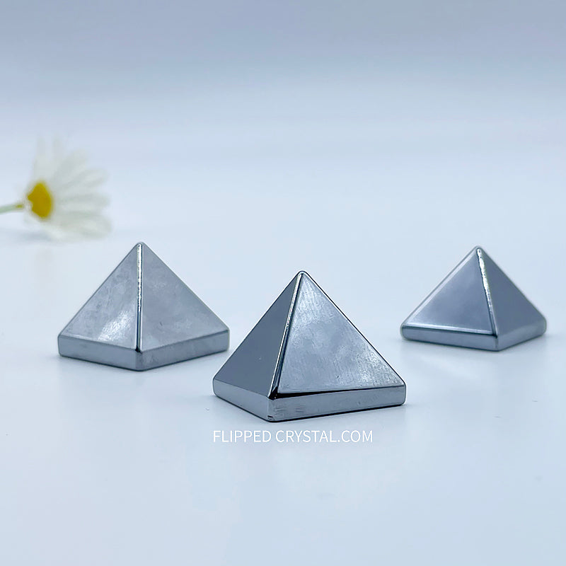 Terahertz Pyramid – Flipped Crystal
